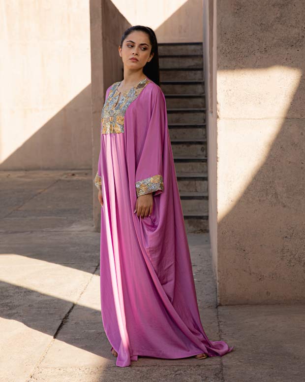 Satin Kaftan Pink – Dachi Earth